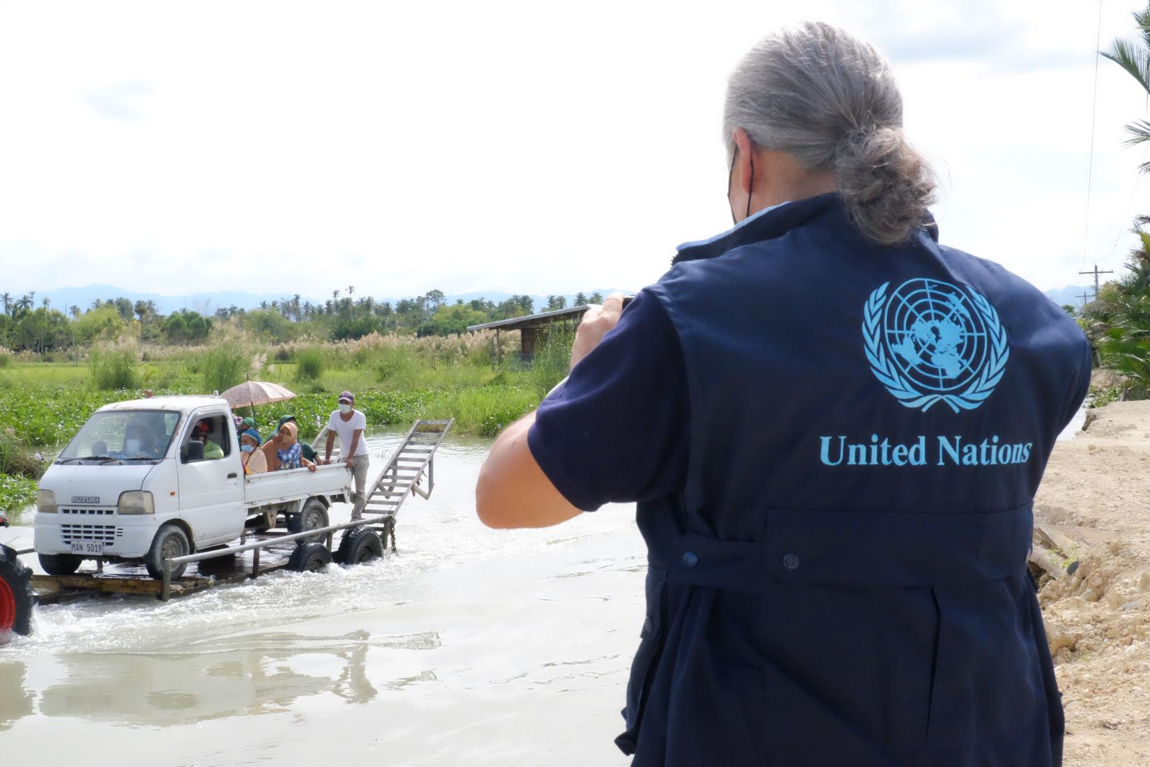 UN Philippines chief visits internally displaced persons in Maguindanao ... UN Philippines chief visits internally displaced persons in Maguindanao ...
